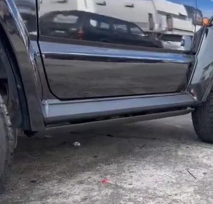 NOMAD Powered Side Steps (Jimny Model 2023-Current XL 5-Door)